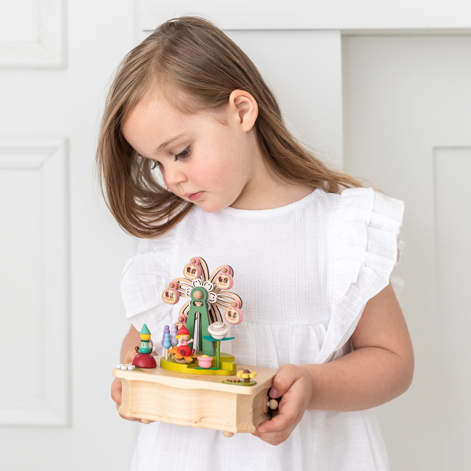 Kinder Collection: 4-5 Years – The Playful Peacock