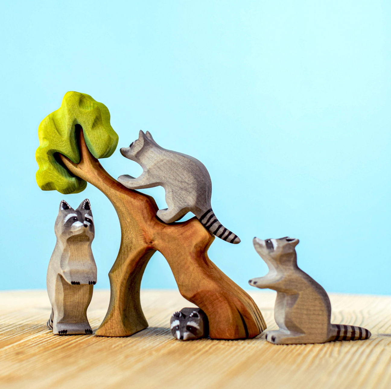Bumbu Wooden Raccoons and Tree Set I The Playful Peacock